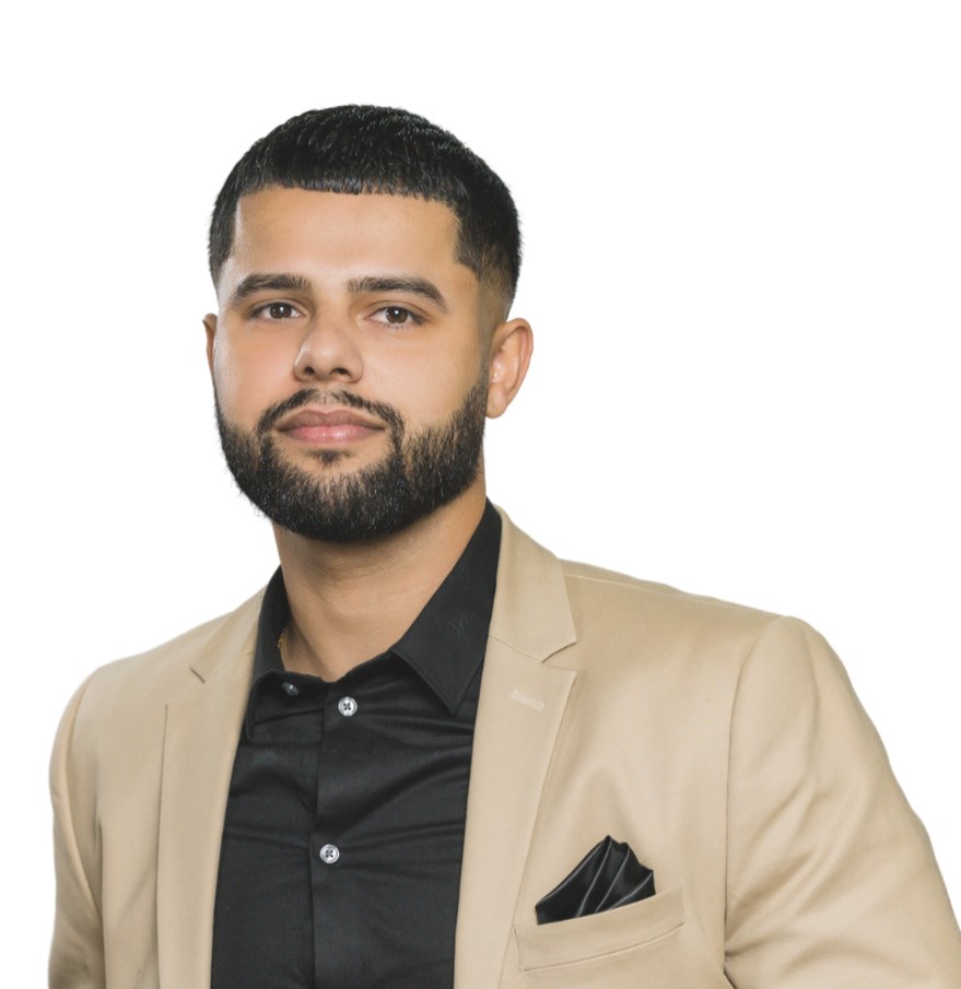 Akash Sandhu - Circle Real Estate Brokerage